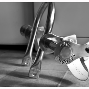 Flexi Buggy Pegs & Heel Straps 1 – https://www.popeyethewelder.com